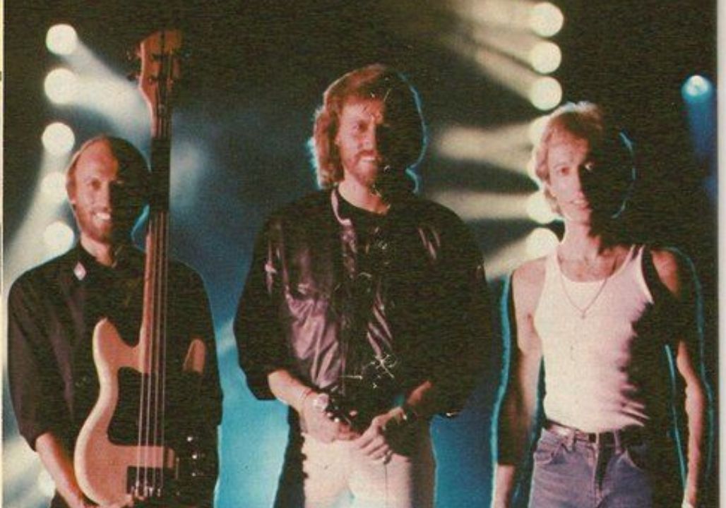 Bee Gees ♥ Please Please Me ♫ - Oldies Goldies Oasis