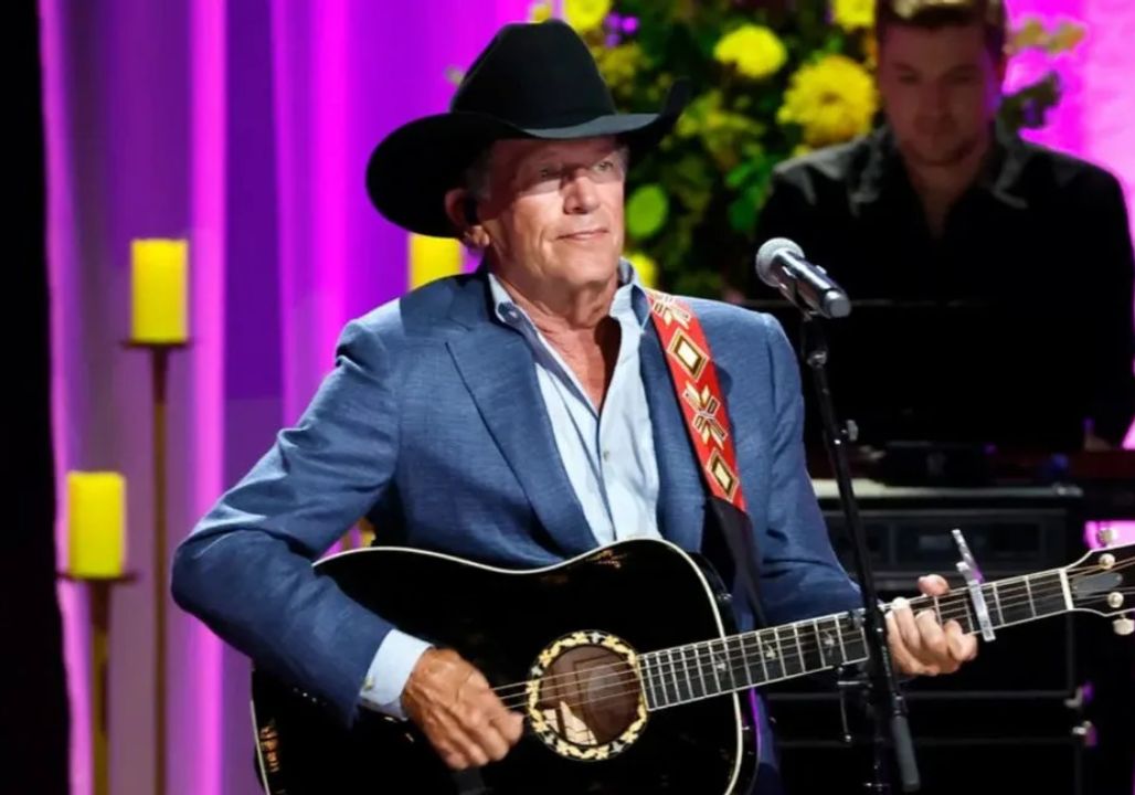 UPDATE NEW NEWS: Pearsall, Texas, USA — The family of country music ...