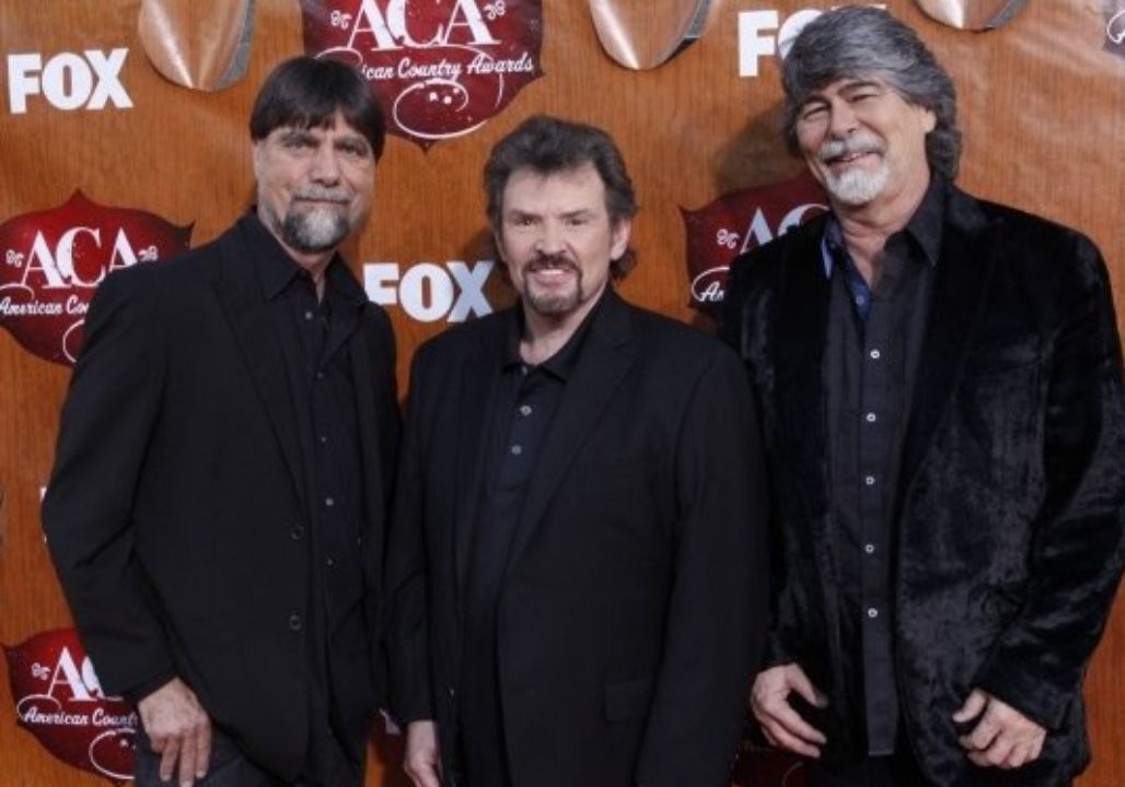 “The First 3 Notes Say It All — This Song Didn’t Just Put Alabama on ...