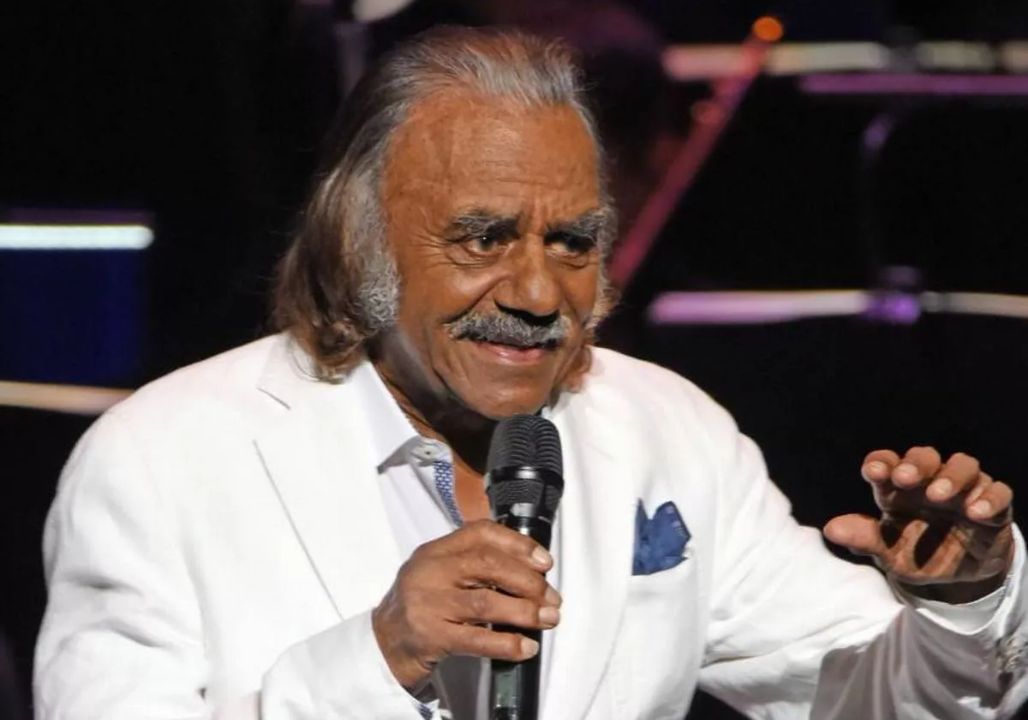 Johnny Mathis Is Now Almost 90, Try Not To Gasp When You See Him NOW ...